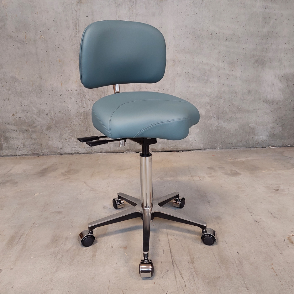 PHE Dental - Ergonomisk Behandler stol - Egholm Stole ApS